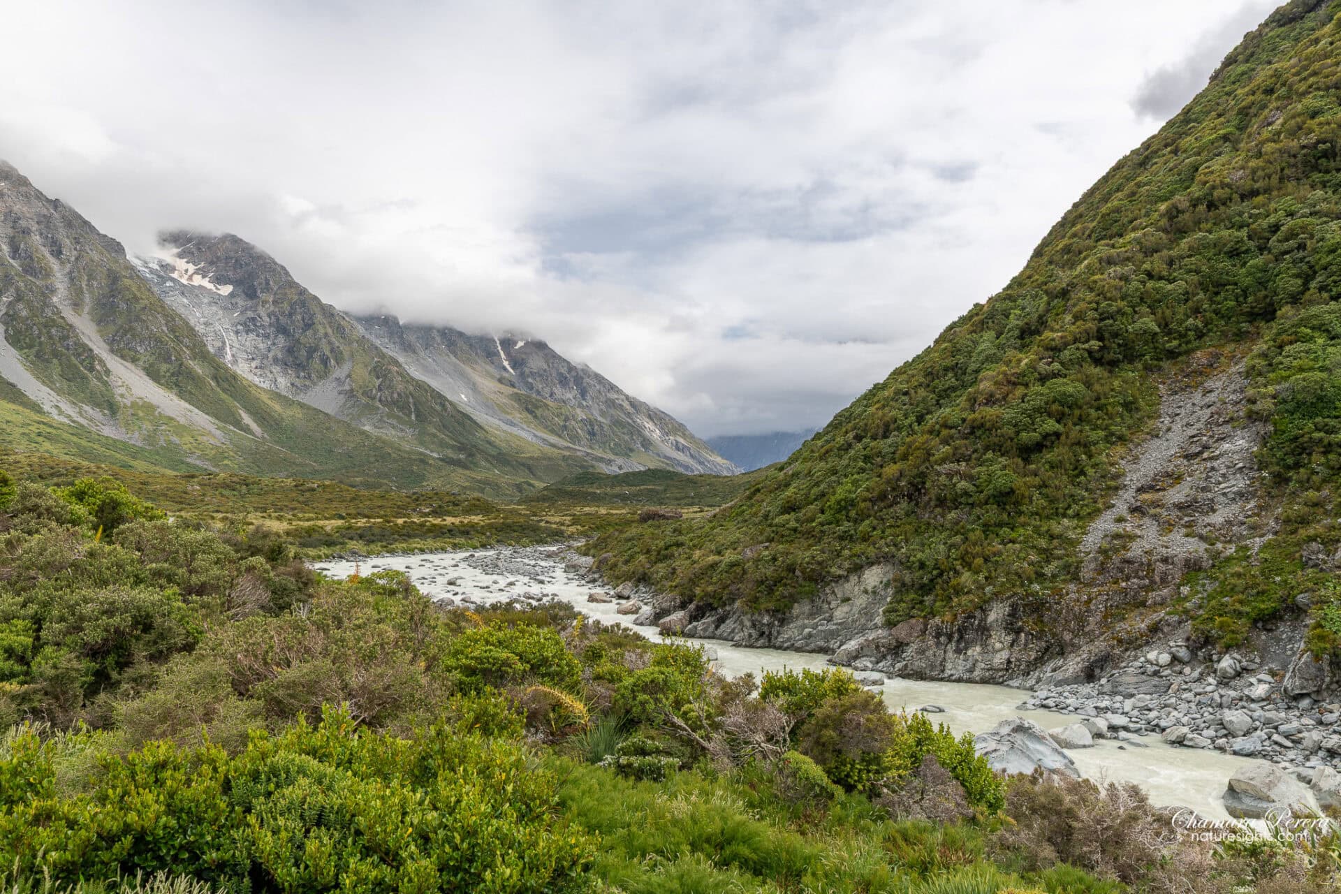 Hooker Valley Track: Complete Guide to the Best Walk at Mount Cook ...